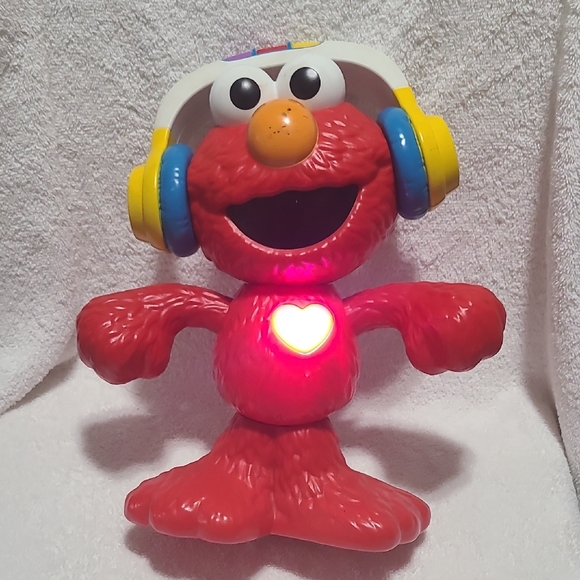 Sesame Street | Toys | Sesame Street Red And Yellow Elmo Stuffed Animal ...
